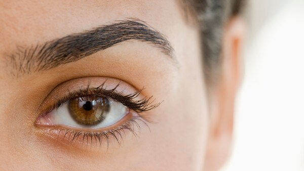 Eyebrows Falling Out? Possible Causes and Treatments