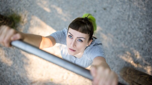 6 Steps to Your First Pull-Up