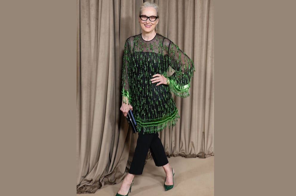 Meryl Streep swam 1,600 meters daily at age 67 - FITBOOK