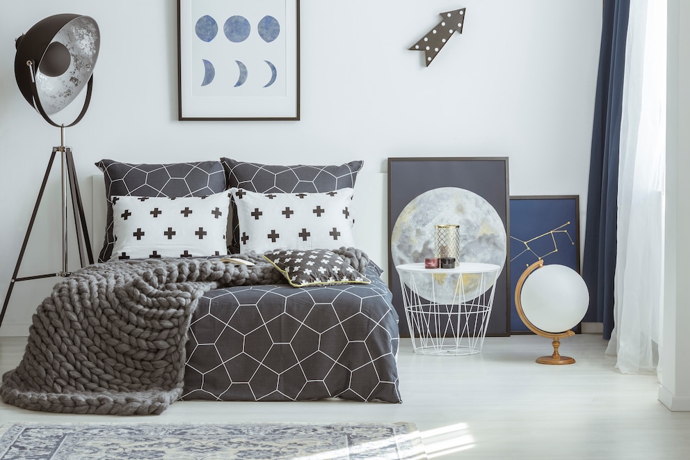 Galactic Designs: Bringing Space Into Your Home - myHOMEBOOK