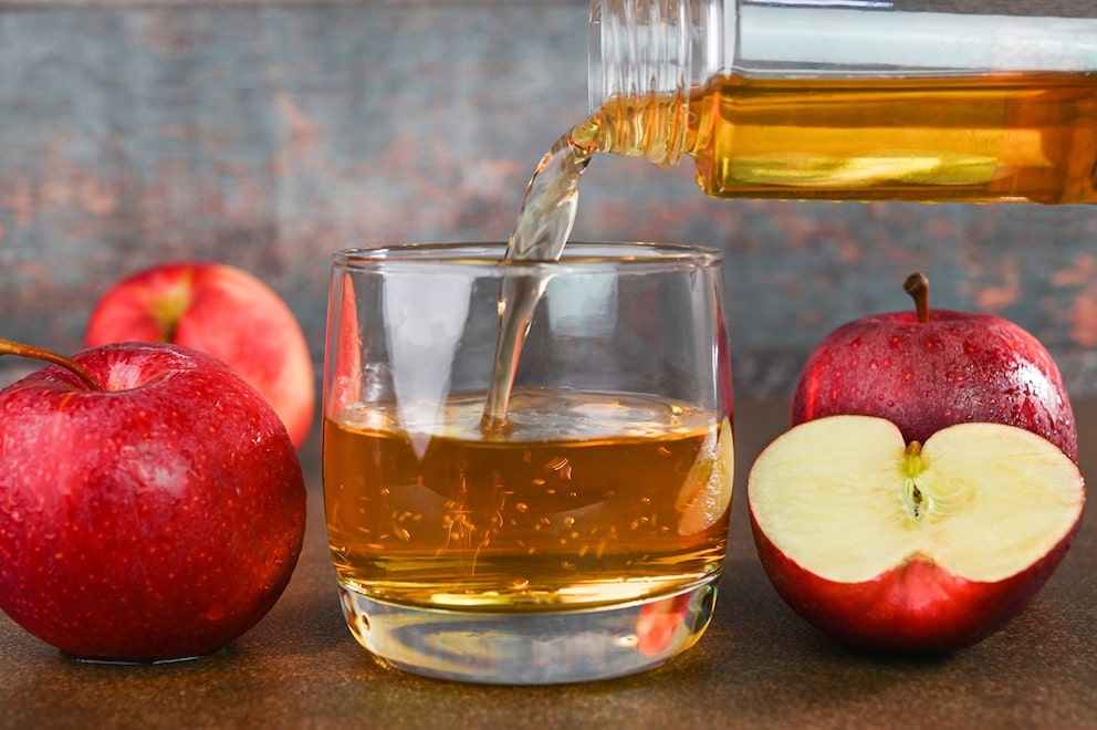 Make Your Own Apple Juice from Your Own Harvest