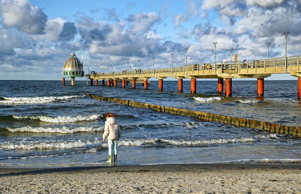 4 Places on the German Baltic Sea With Diving Gondolas