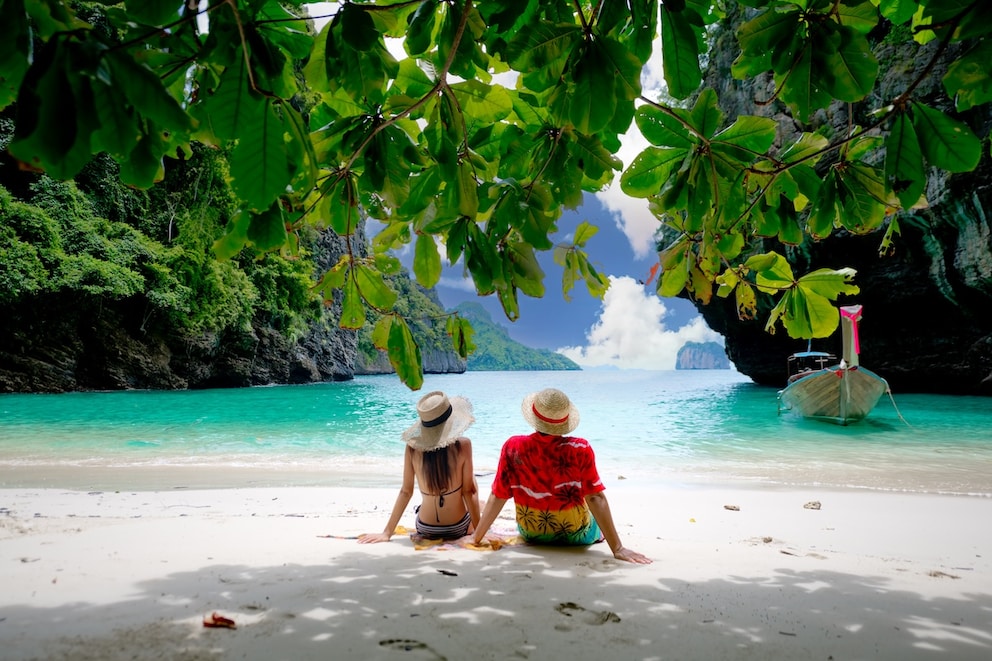 7 Destinations Where It's Warm in December